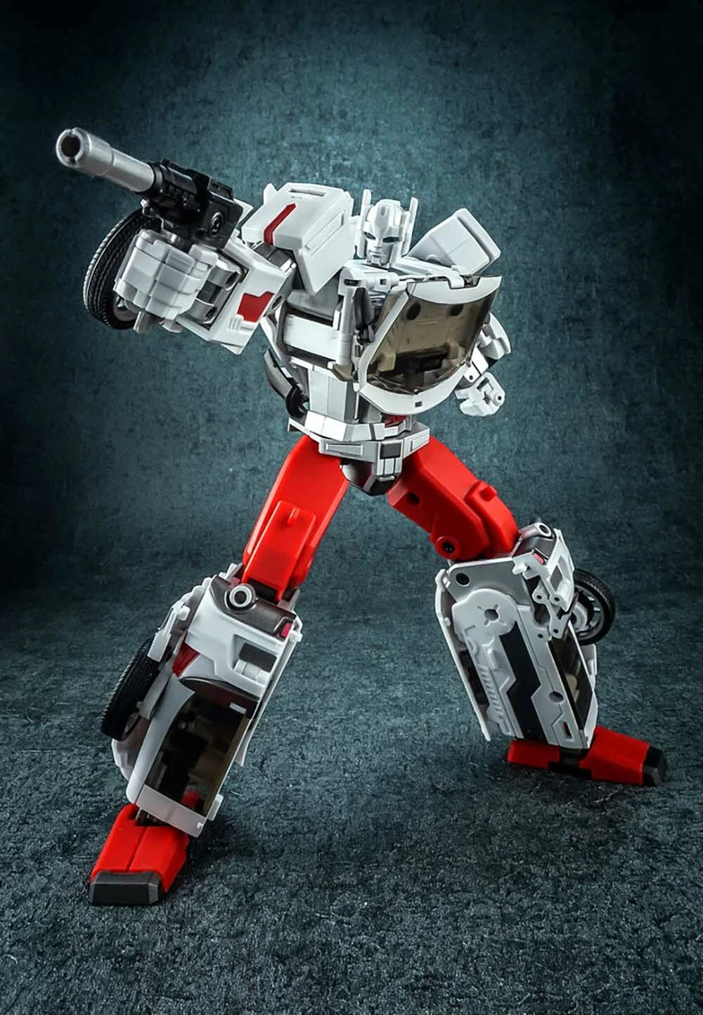 Generation toy GT-08A Guardian Sarge – Kapow Toys